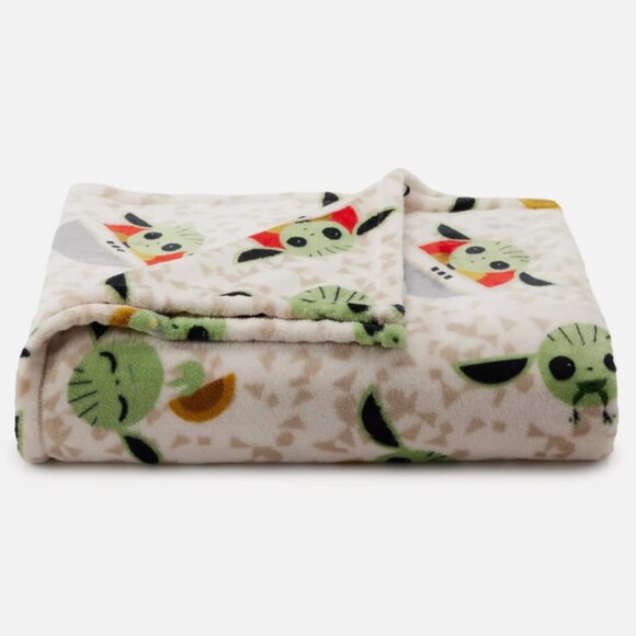 Disney | Bedding | Star Wars Oversized Plush Throw Grogru Baby Yoda ...